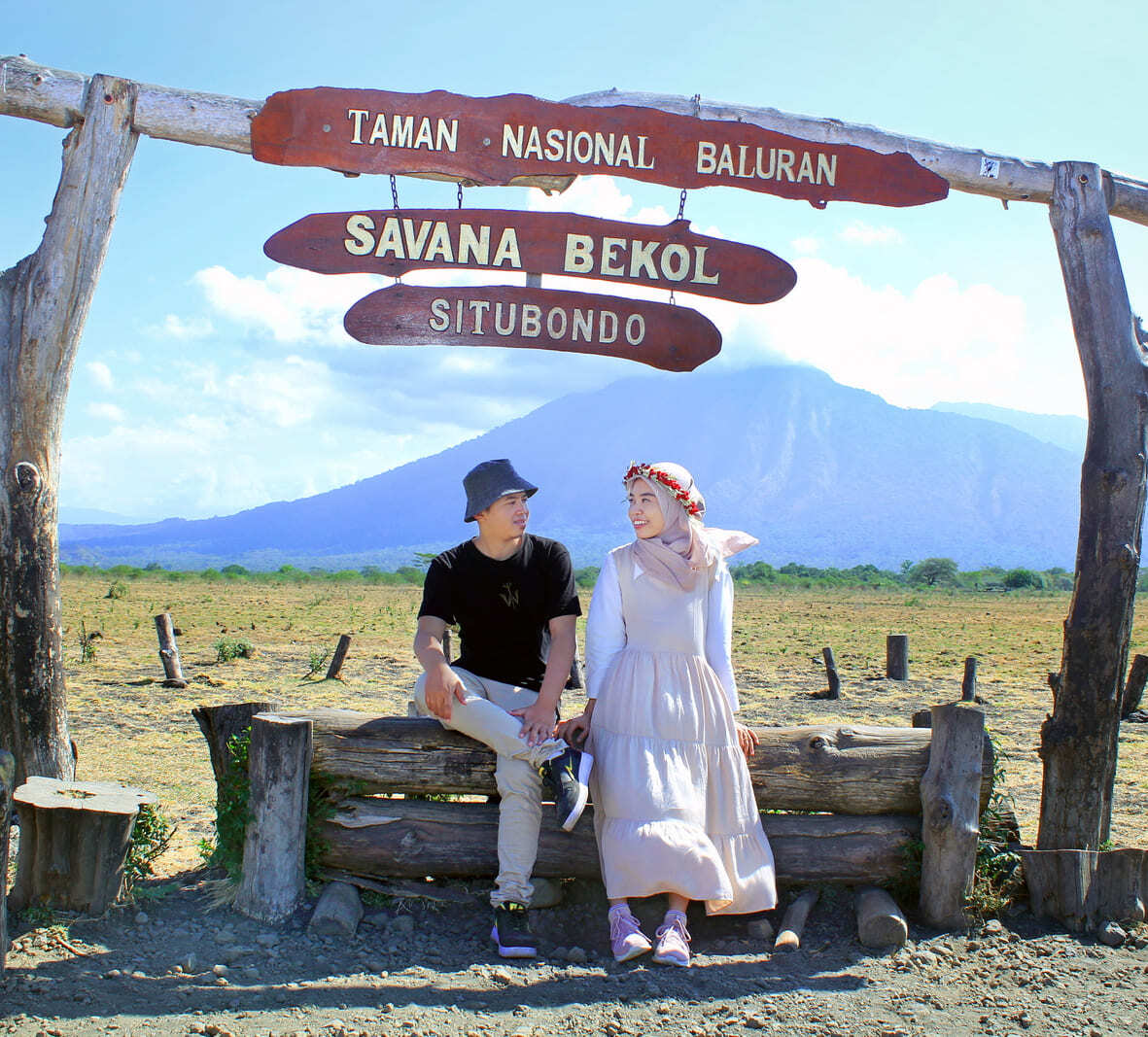 Retno & Aris - Zayna Online